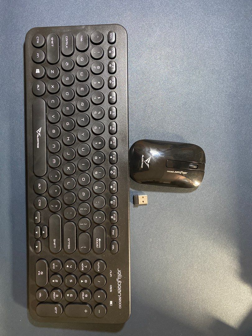 Wireless keyboard, Computers & Tech, Parts & Accessories, Computer Keyboard on Carousell