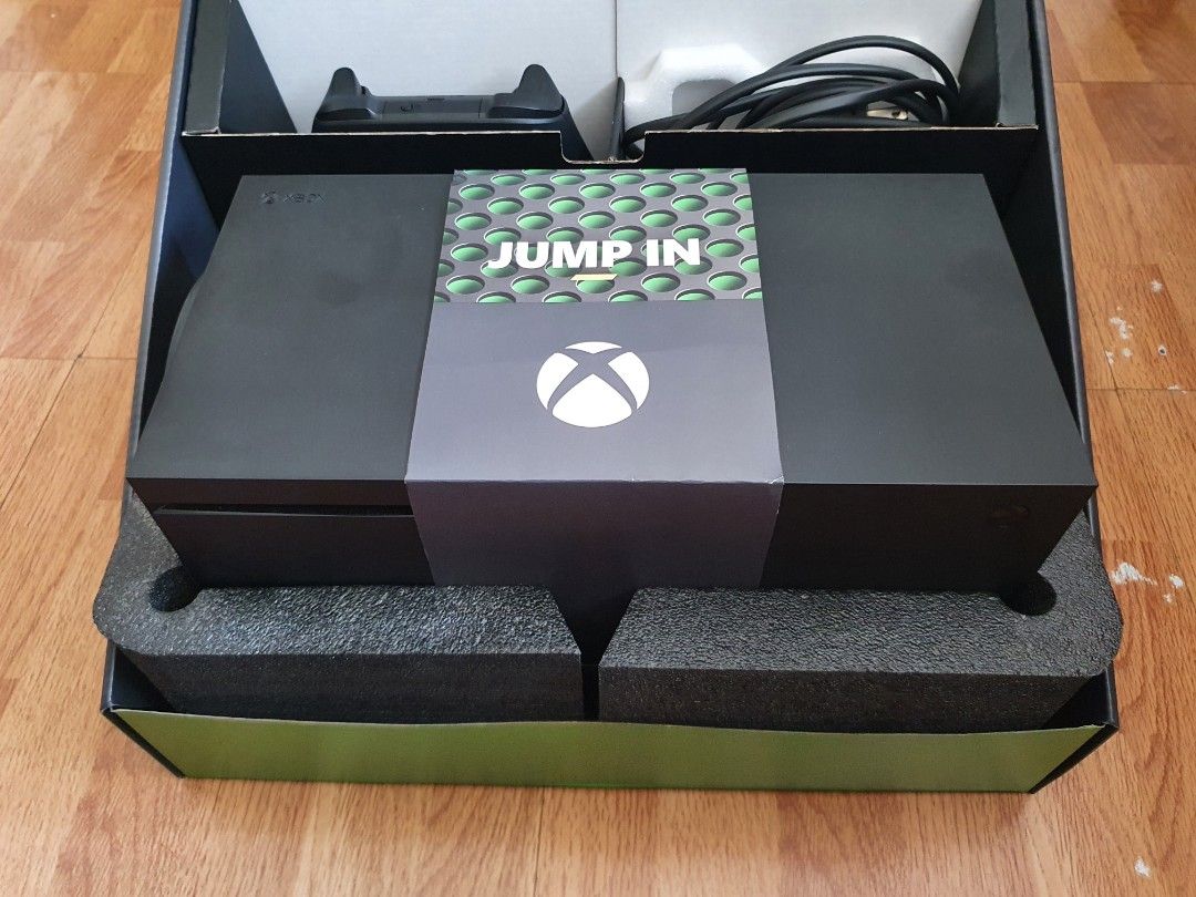Xbox Series X slightly used, Video Gaming, Video Game Consoles, Xbox on ...