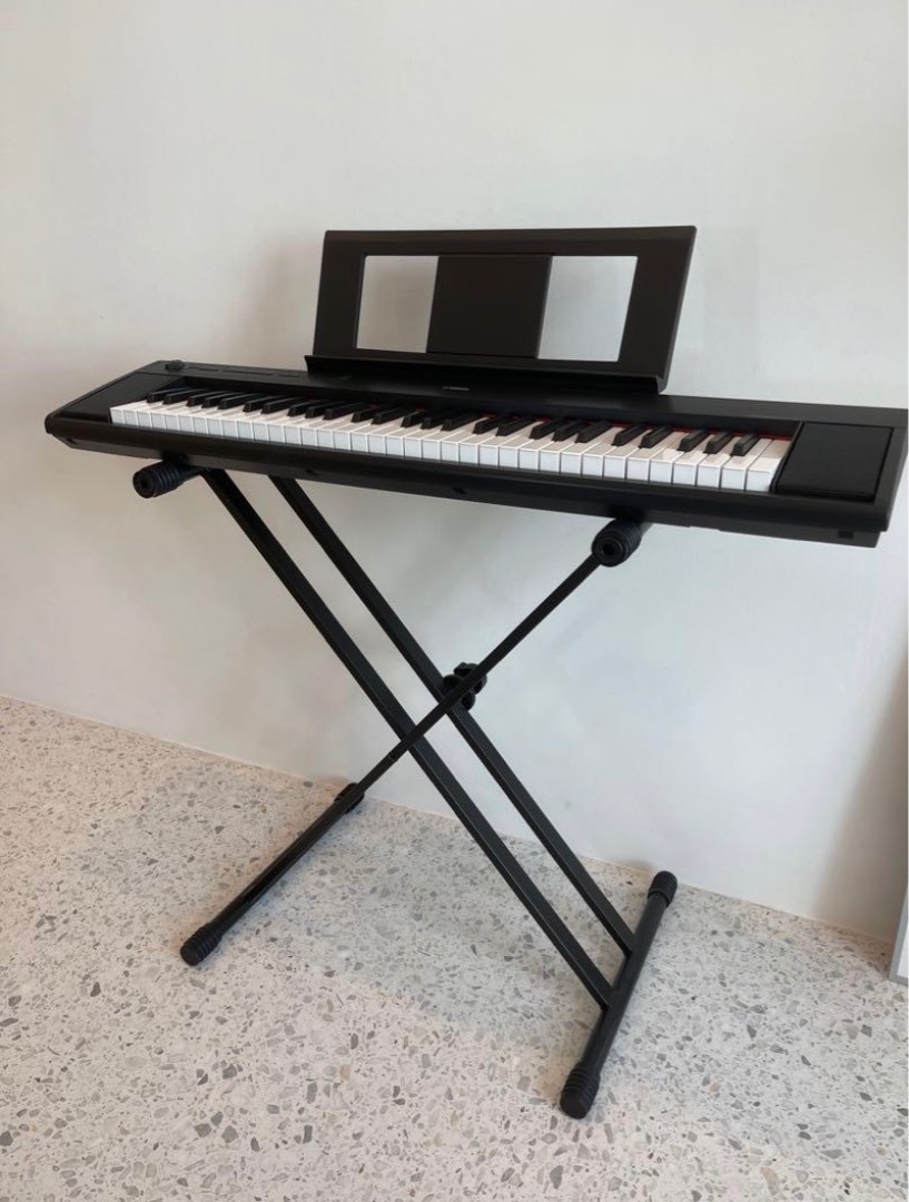 Yamaha Piaggero NP-12 Digital Keyboard, Hobbies & Toys, Music & Media ...
