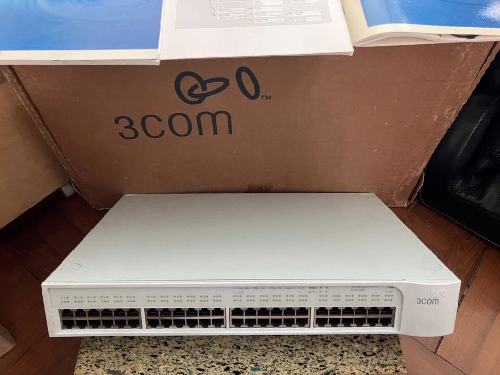 3com superstack 3 switch 4300, 電腦＆科技, 商務用科技產品 - Carousell