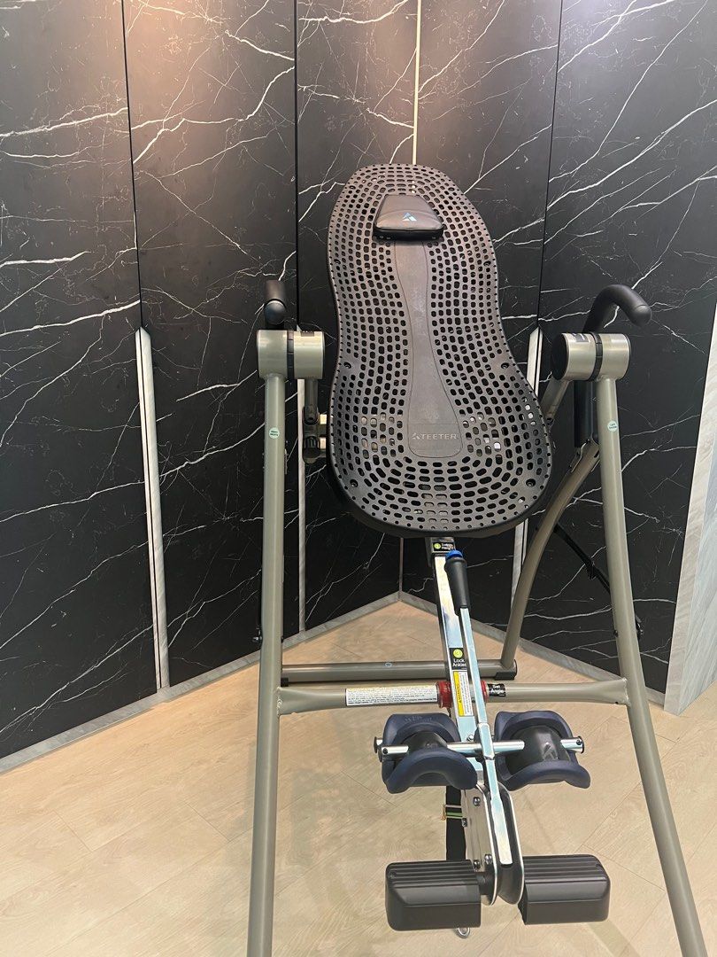 AIBI teeter hang ups inversion table, Sports Equipment, Exercise ...