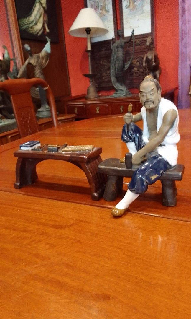 An Ancient Chinese Smith Figurines, Hobbies & Toys, Collectibles ...