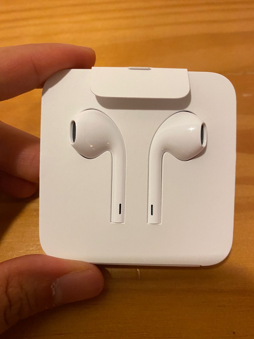 Authentic Apple Earpods with lighting connector, Audio, Earphones on ...