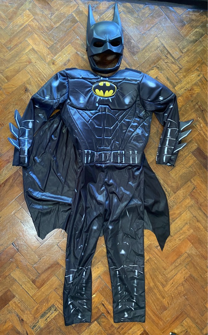 Batman costume from US (8-10 yr), Babies & Kids, Babies & Kids Fashion ...