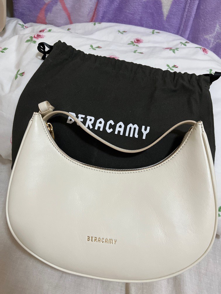 Beracamy leather off white Ava shoulder bag, 女裝, 手袋及銀包, 單肩包 - Carousell