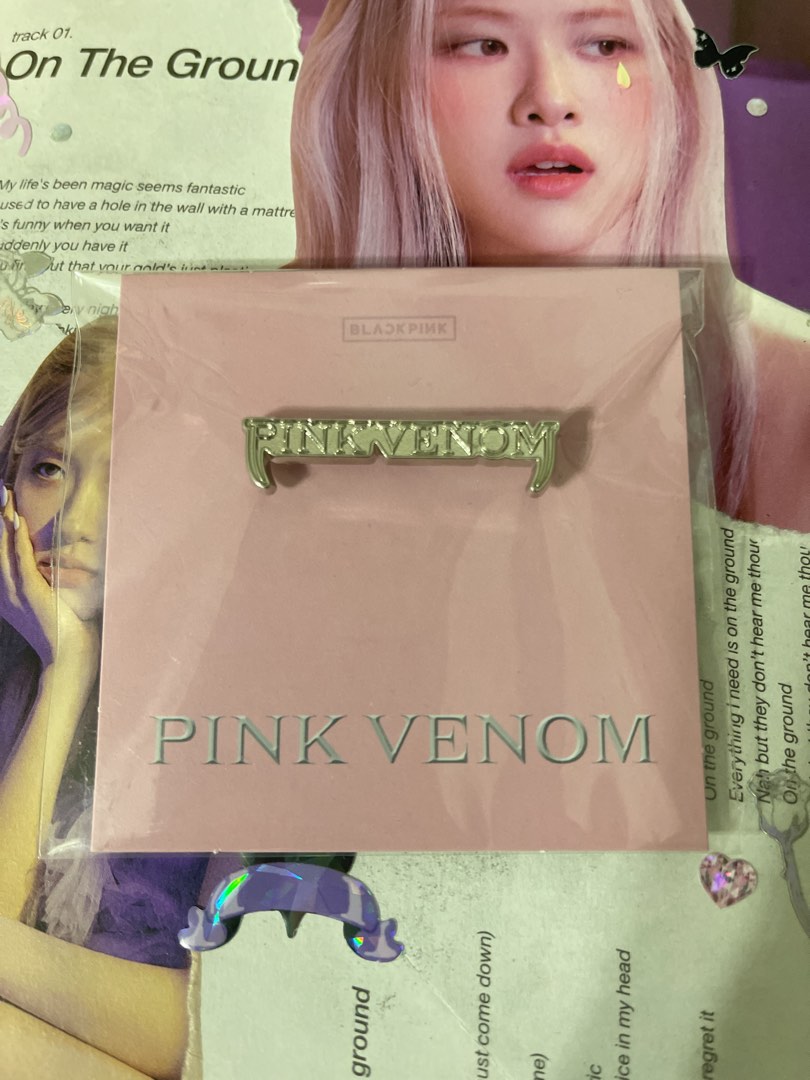 blackpink official pink venom merchandise weverse pin, Hobbies & Toys ...
