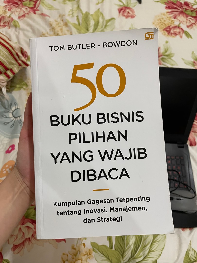 BUKU 50 BUKU BISNIS PILIHAN YANG WAJIB DIBACA, Buku & Alat Tulis, Buku di Carousell