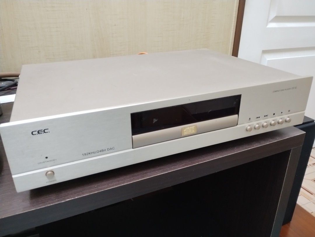 C.E.C CEC CD 播放器 擴大機 音響 喇叭, 耳機及錄音音訊設備, 音樂播放裝置 MP3及CD 播放器在旋轉拍賣