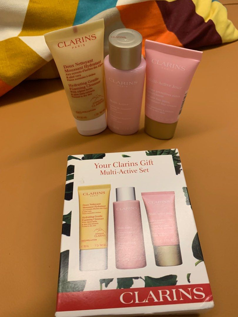 Clarins Gift Set, Beauty & Personal Care, Face, Face Care on Carousell