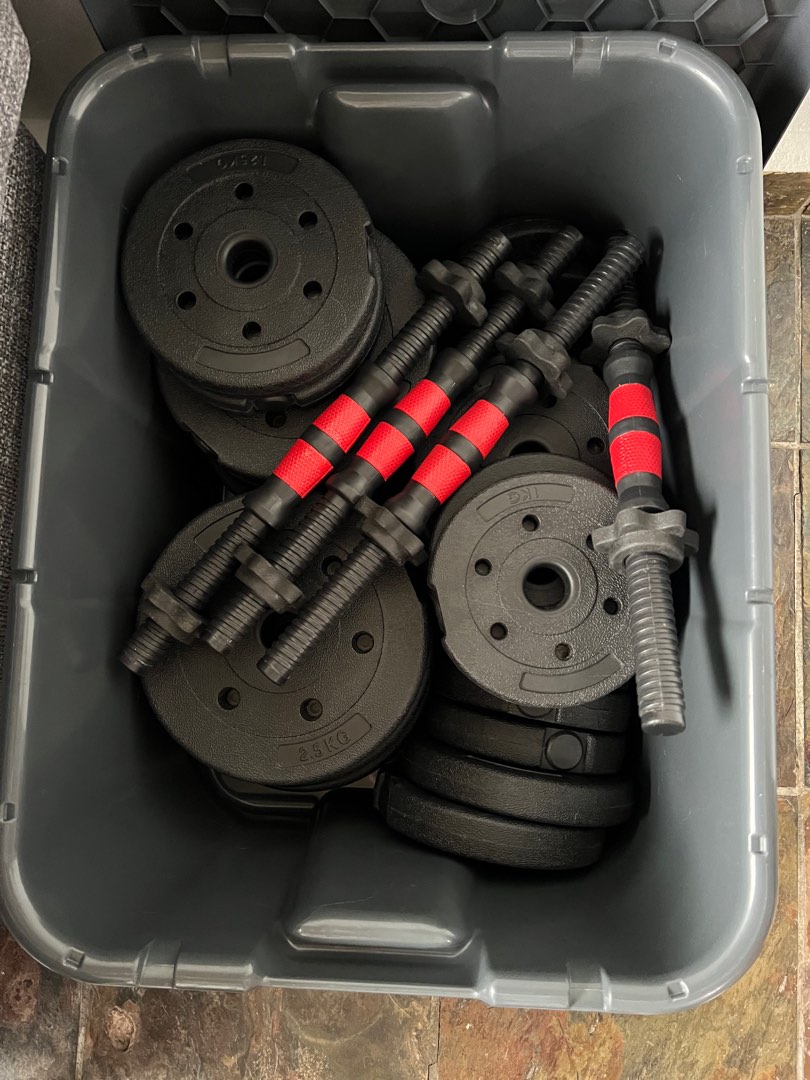 Detachable, adjustable Dumbbell Set 20kg x 2, Sports Equipment ...