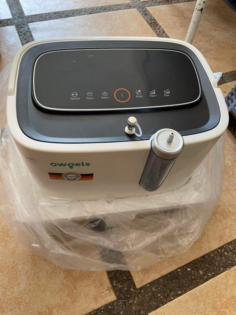 DIGITAL OXYGEN CONCENTRATOR, Beauty & Personal Care, Foot Care on Carousell