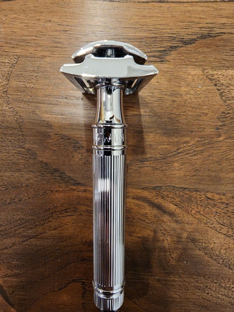 Edwin Jagger safety razor, Beauty & Personal Care, Men's Grooming on ...