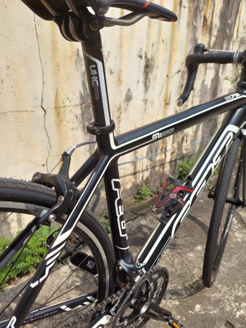 Felt f75 road bike, Sports Equipment, Bicycles & Parts, Bicycles on Carousell