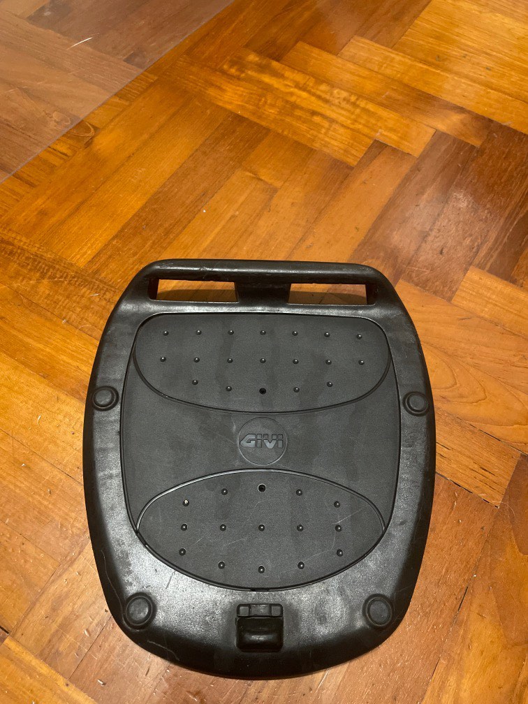 GIVI Top Box Baseplate, Motorcycles, Motorcycle Accessories on Carousell