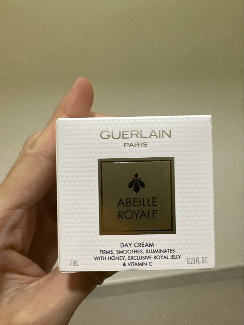 Guerlain Abeille Royale Travel Pouch Set, Beauty & Personal Care, Face ...