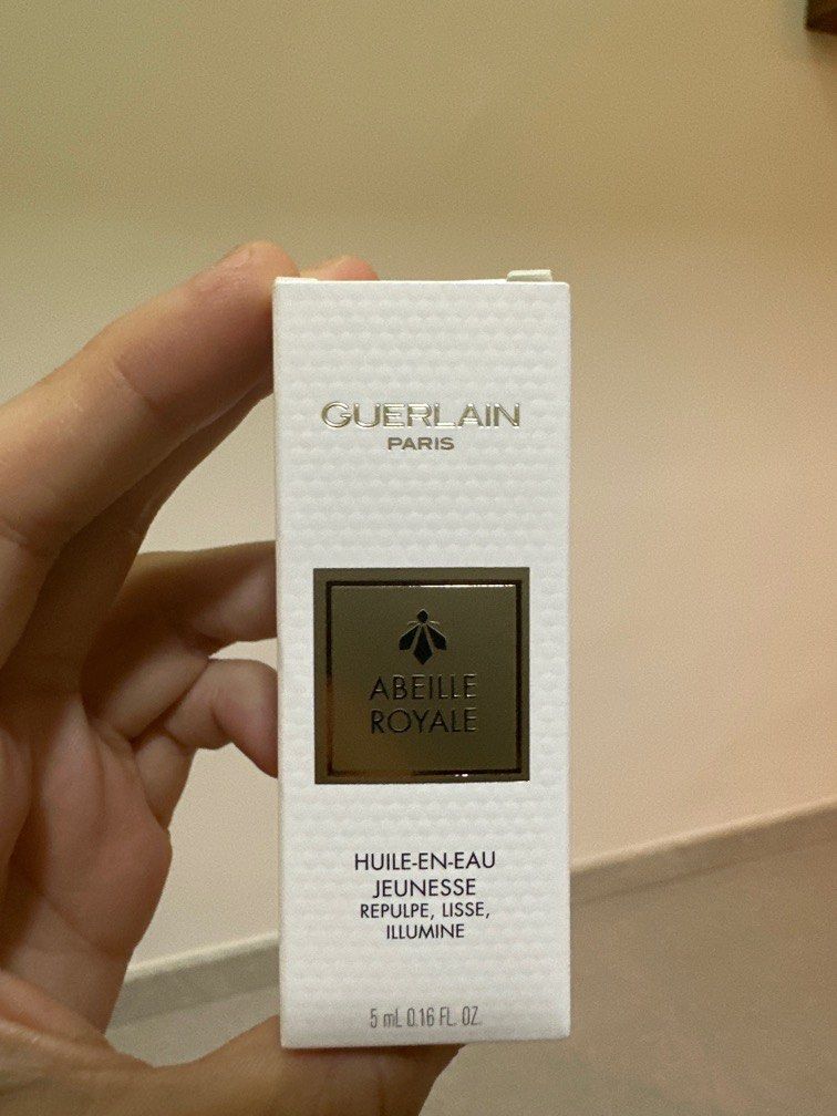 Guerlain Abeille Royale Travel Pouch Set, Beauty & Personal Care, Face ...