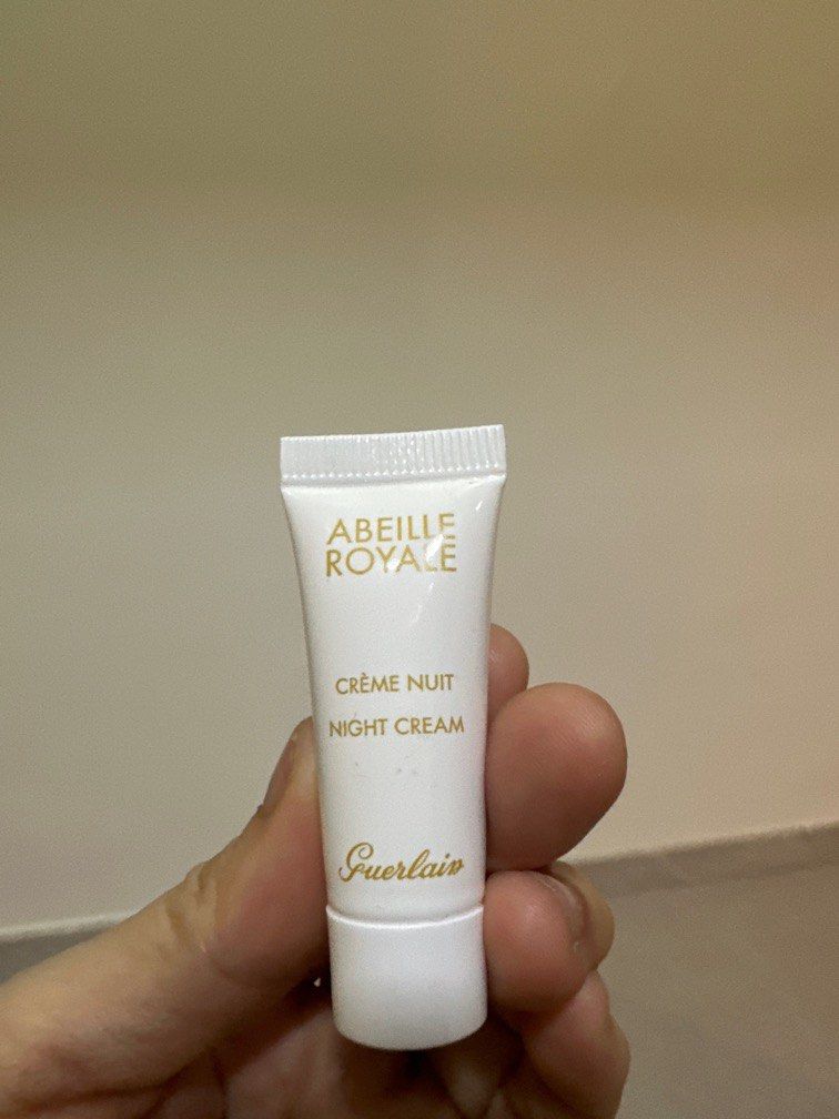 Guerlain Abeille Royale Travel Pouch Set, Beauty & Personal Care, Face ...