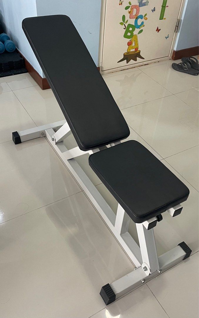 Gym Bench, Sports Equipment, Exercise & Fitness, Weights & Dumbbells on ...