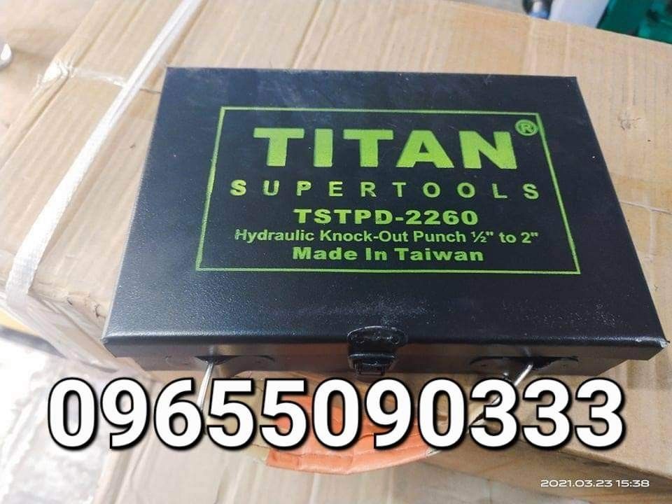 Hydraulic knock out puncher, Commercial & Industrial, Construction ...