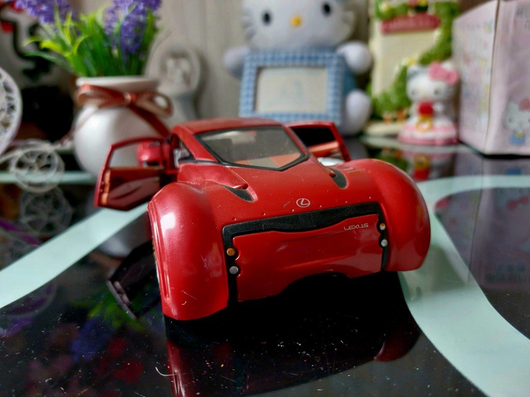 LEXUS FUTURISTIC CONCEPT CAR BY MAISTO (DIECAST) SCALE 1/24, Hobbies ...