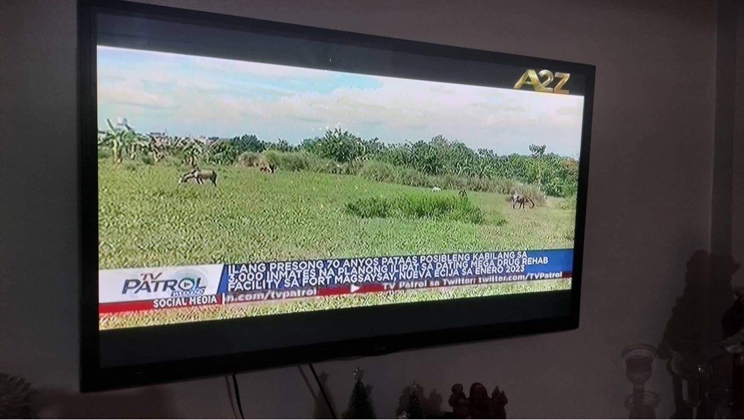 LG flat screen TV Plasma, TV & Home Appliances, TV & Entertainment, TV on Carousell