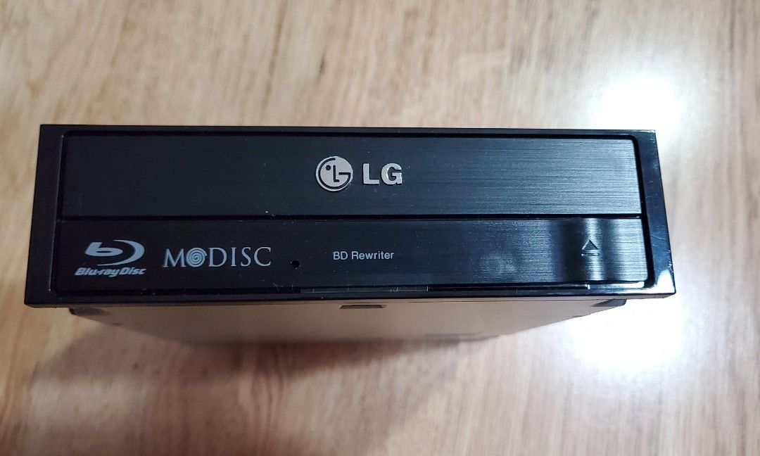 LG WH16NS40 Super Multi Blue Internal SATA 16x Blu-ray Disc Rewriter ...