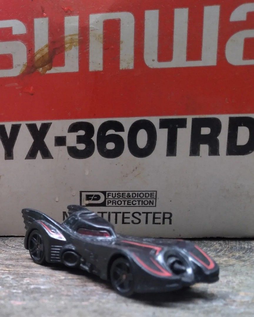 Mattel Hot Wheels Miniature Batmobile 1186 mj.1.nl B3642 DC Comics ...
