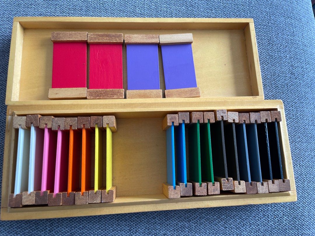Montessori color charts, Hobbies & Toys, Toys & Games on Carousell