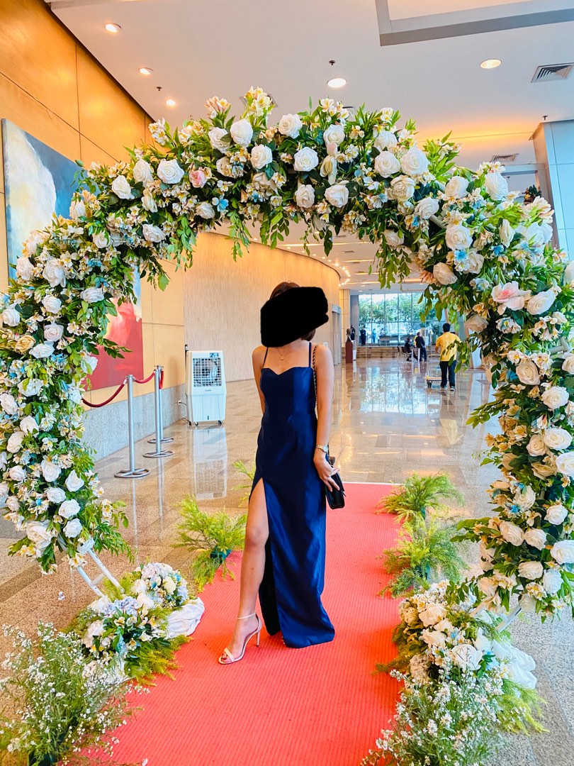 Navy blue backless dress RUSH!!!, Women's Fashion, Dresses & Sets ...