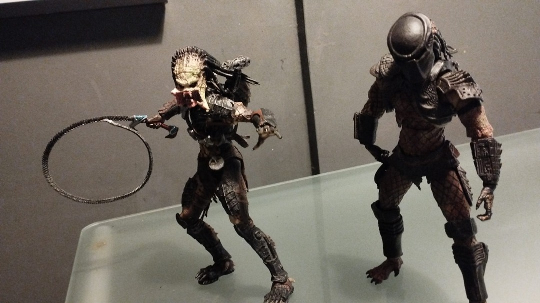 NECA AVP Wolf & McFarlane City Hunter Predator, Hobbies & Toys, Toys ...