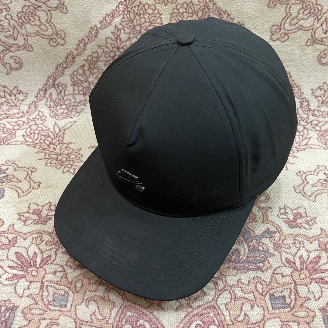 NIKE SB ADJUSTER, Men's Fashion, Watches & Accessories, Cap & Hats on ...