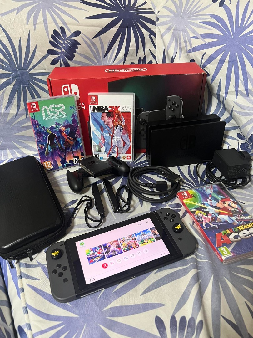 Nintendo Switch V2 Grey Complete with 128GB SD Card and 3 Physical ...