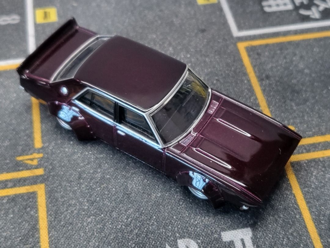 Nissan Skyline (Kenmeri Pre-Facelift) 4 Door 1973 Aoshima car 1/64 ...