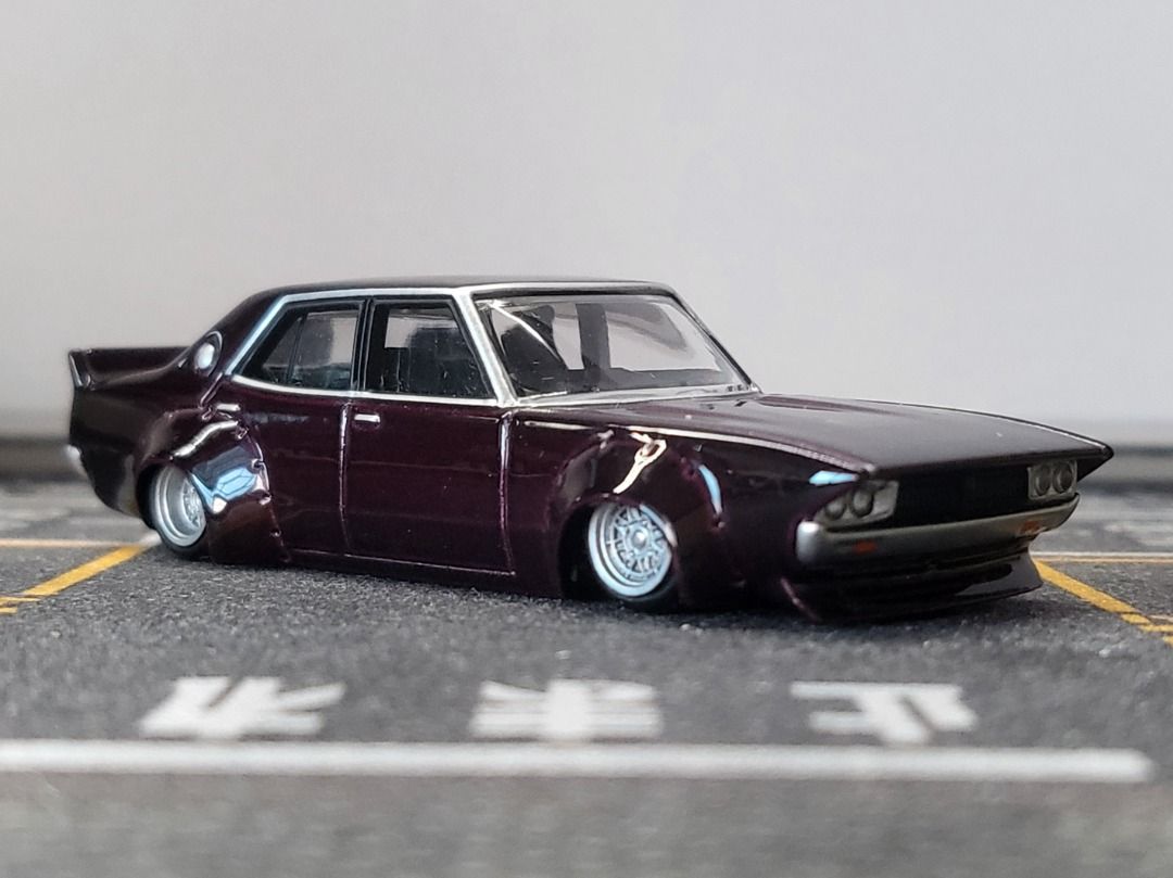 Nissan Skyline (Kenmeri Pre-Facelift) 4 Door 1973 Aoshima car 1/64 ...