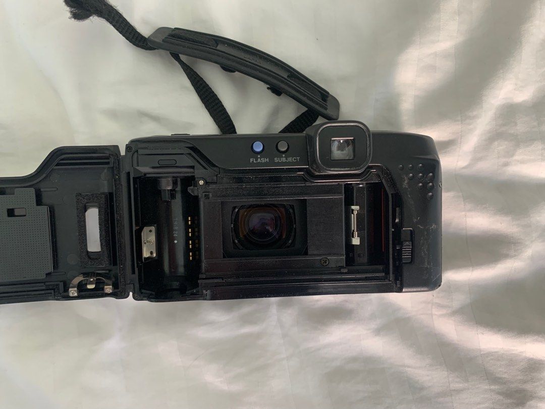 Olympus AZ-200 super zoom (point and shoot film camera), Photography ...