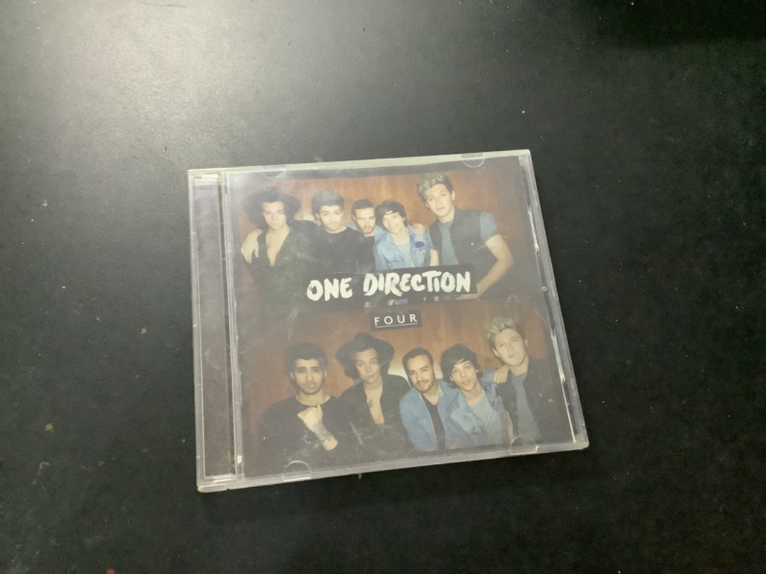 One Direction FOUR Original Album, Hobbies & Toys, Music & Media, CDs ...