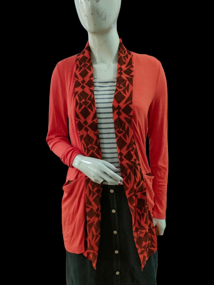 Outer mix sifon, Fesyen Wanita, Pakaian Wanita, Baju Luaran di Carousell