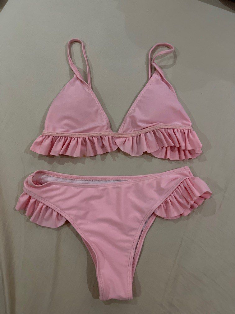 pink ruffled bikini, Women's Fashion, Swimwear, Bikinis & Swimsuits on ...
