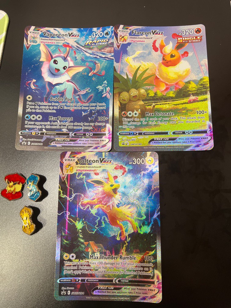 Pokemon TCG JUMBO CARD Evolving Skies Eevee Premium Collection Jolteon ...