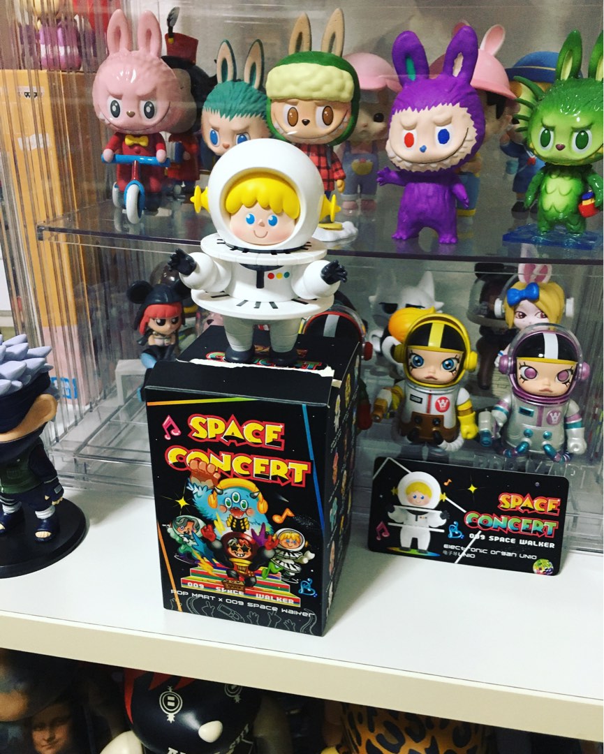Pop Mart x 009 Space Walker Space Concert Series, Hobbies & Toys, Toys ...