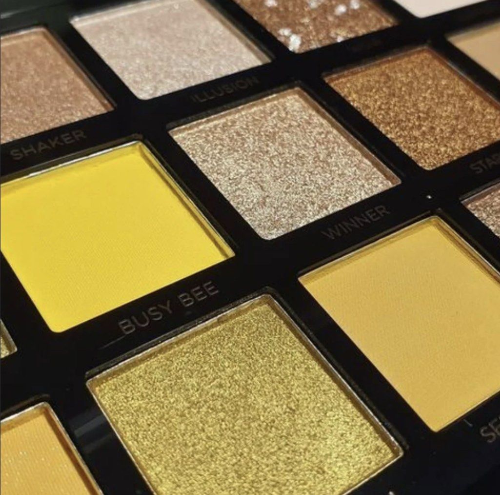 Profusion Cosmetics GOLD RUSH Eyeshadow Palette, Beauty & Personal Care ...