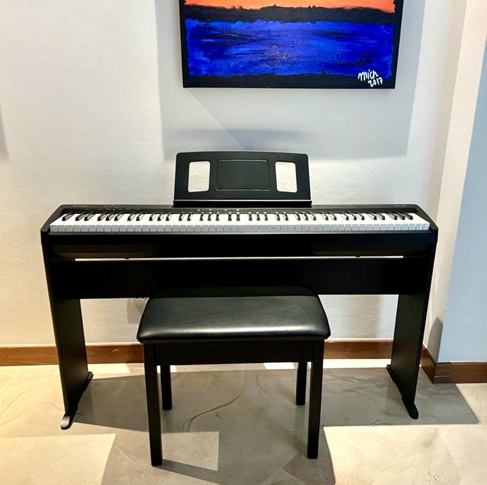 ROLAND FP10 Digital Piano, Hobbies & Toys, Music & Media, Musical ...
