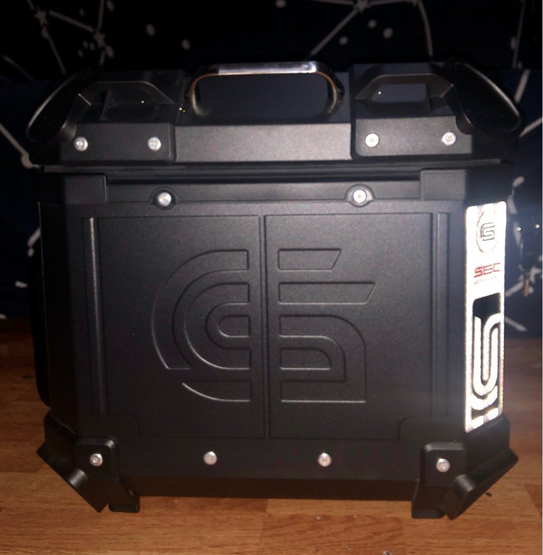 SEC Alloy Topbox 45liters BLACK SPARROW, Motorbikes, Motorbike Parts ...