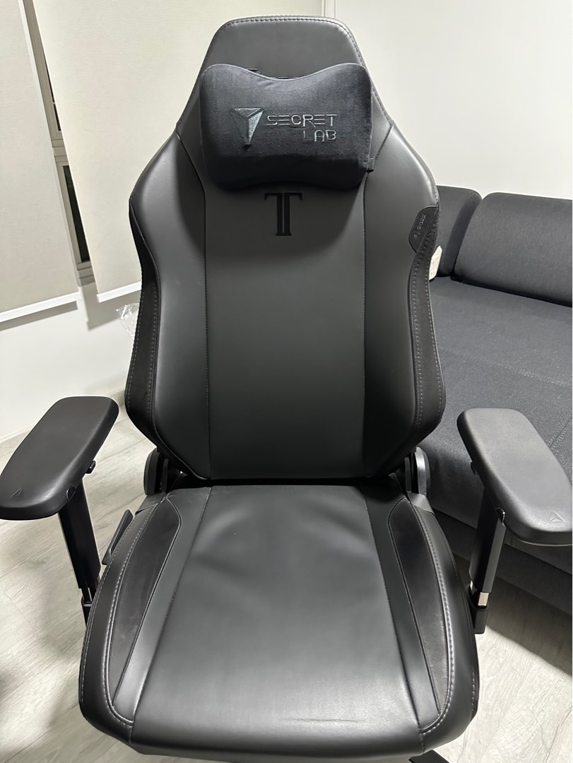 Secretlab Titan Evo 2022 Series, Furniture & Home Living, Furniture ...
