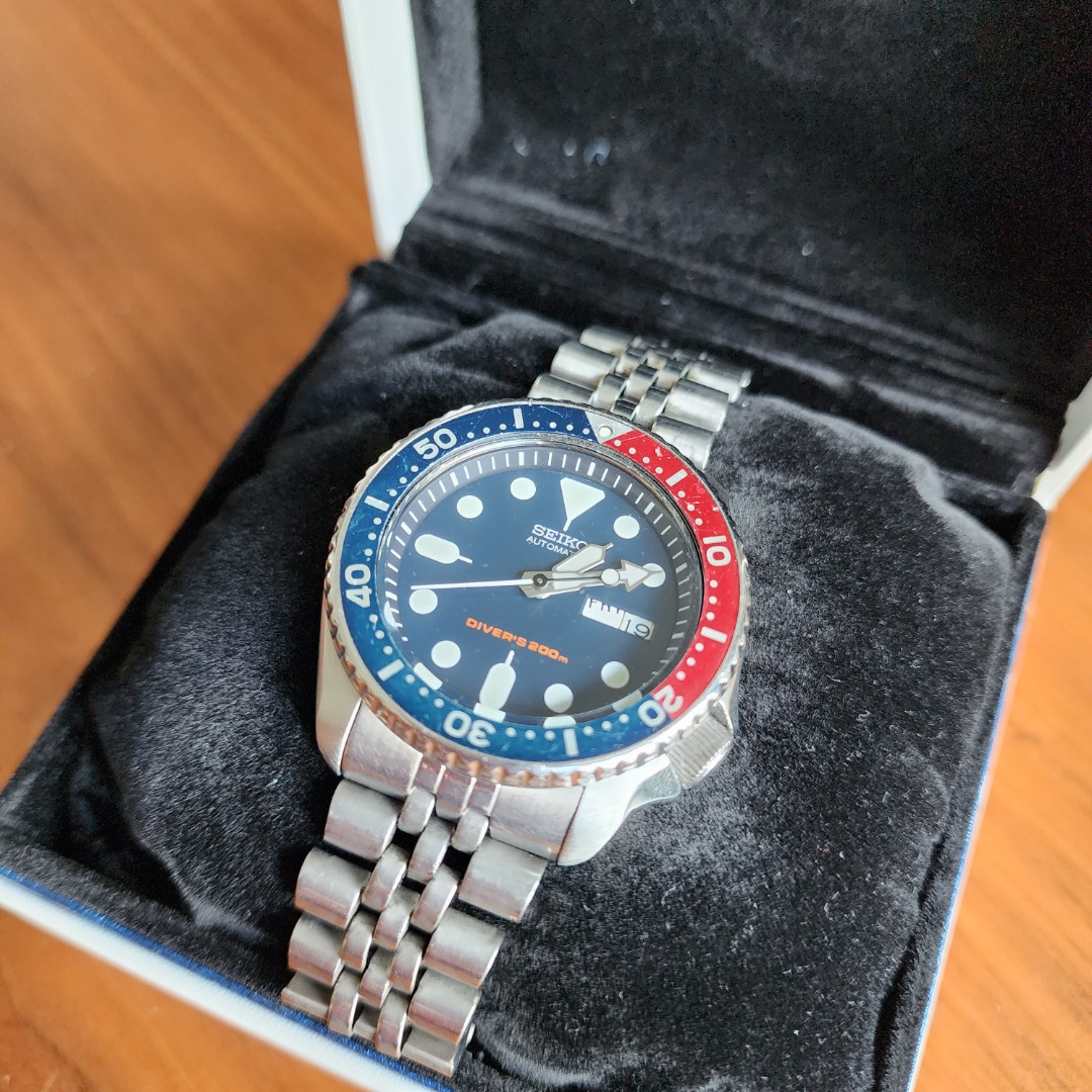Seiko SKX009 - "Pepsi" w/ Bracelet and Rubber Strap, Men's Fashion ...