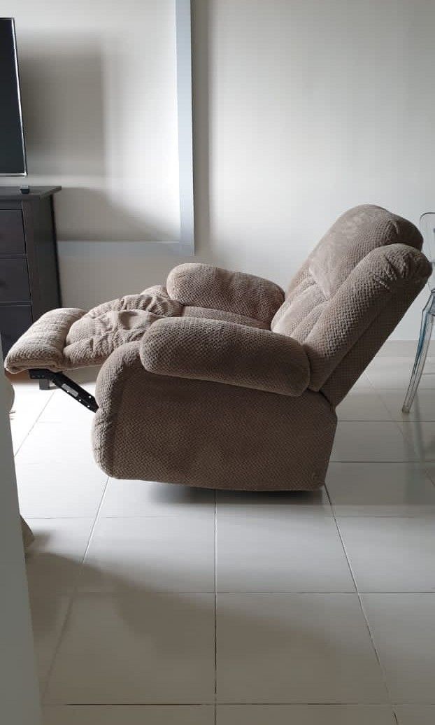 SSF RECLINER, Furniture & Home Living, Furniture, Chairs on Carousell