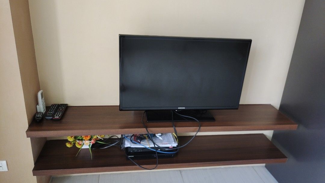 Studio Unit on High End Greenfield EDSA Shaw Blvd - Twin Oaks Place ...