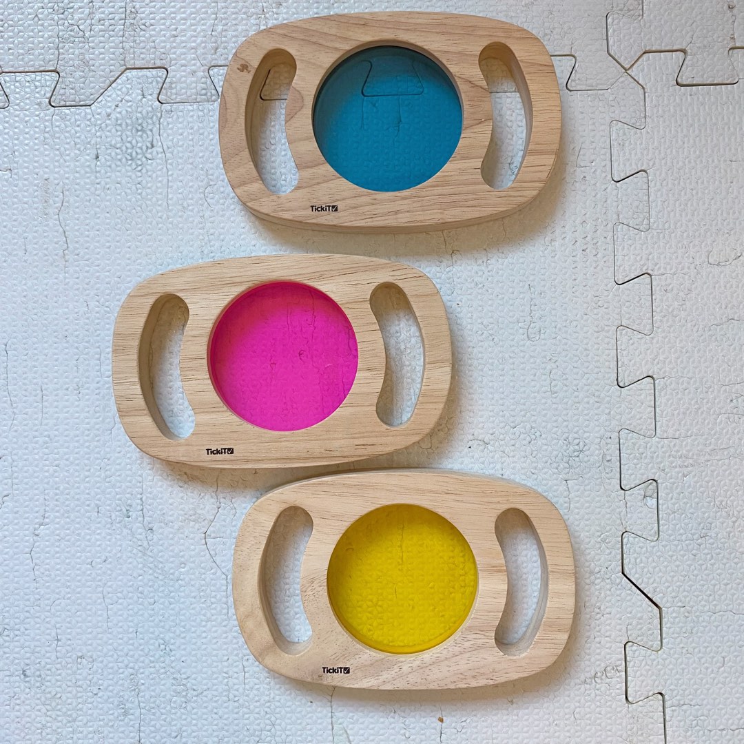 Tick It Easy Hold Color Panels, Hobbies & Toys, Toys & Games on Carousell