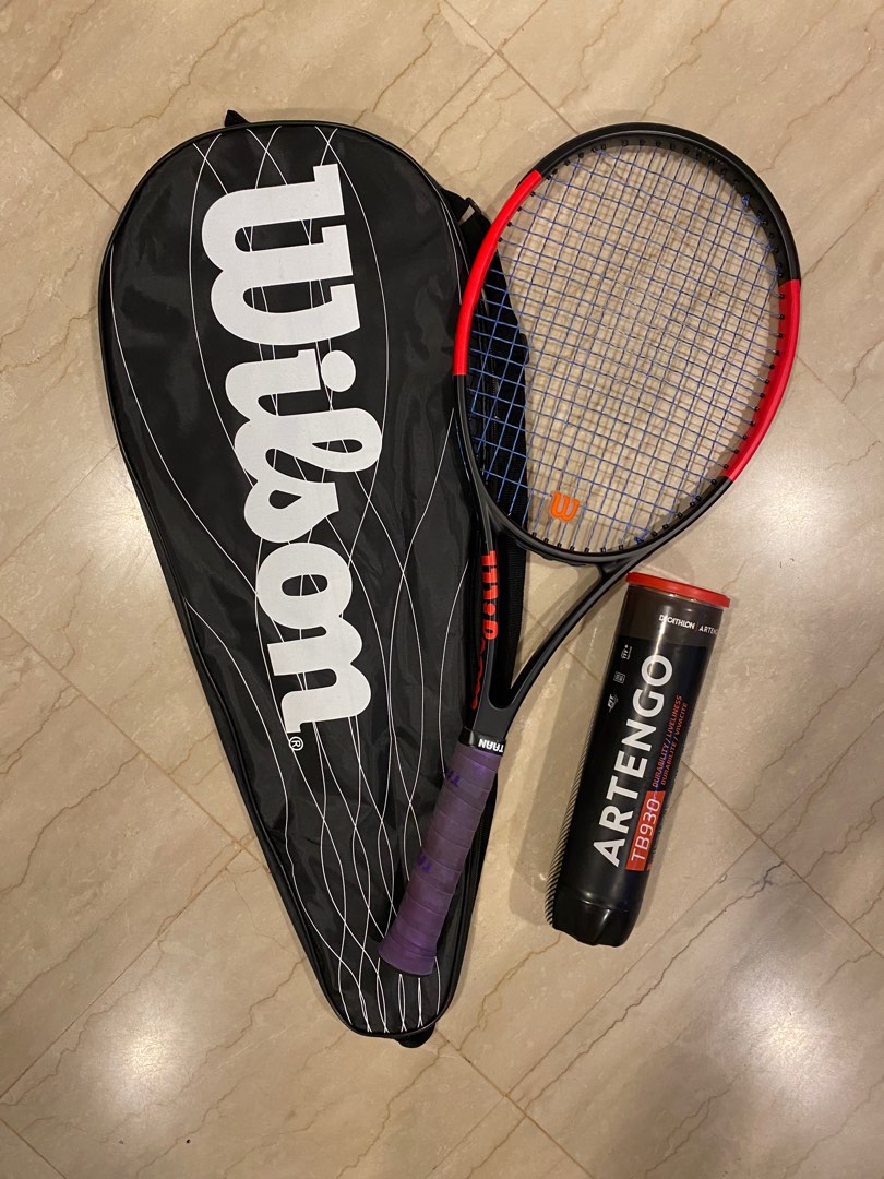 Wilson Pro Staff 97 v11, Sports Equipment, Sports & Games, Racket & Ball Sports on Carousell