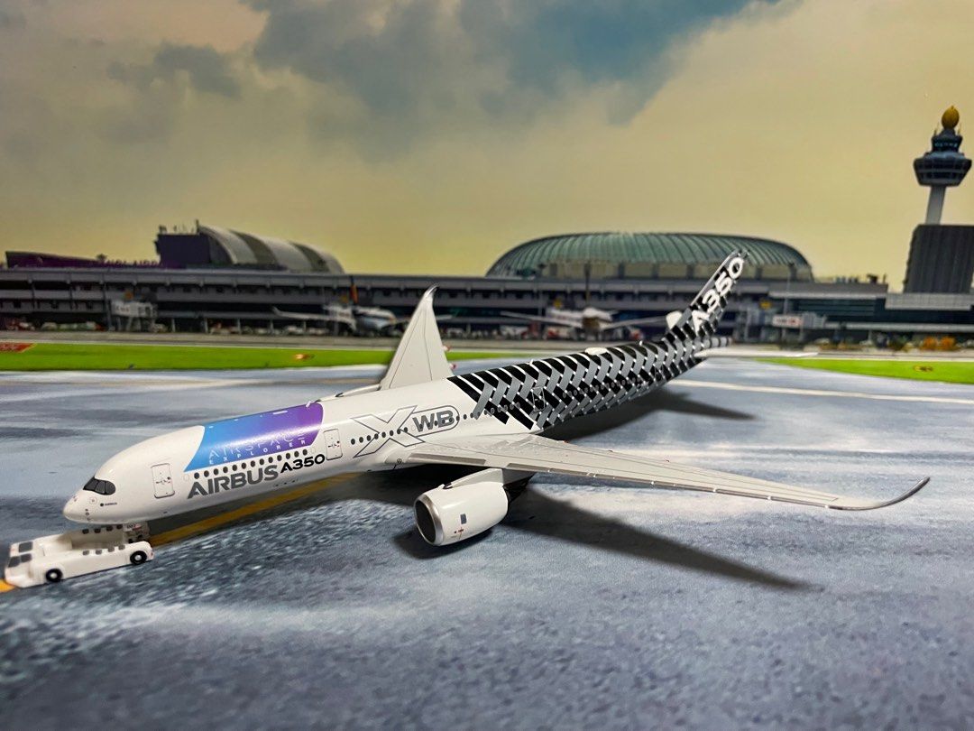 1/400 Airbus A350 Airspace Livery, Hobbies & Toys, Toys & Games on ...